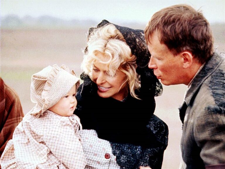 Poor Little Rich Girl: The Barbara Hutton Story | Philenews