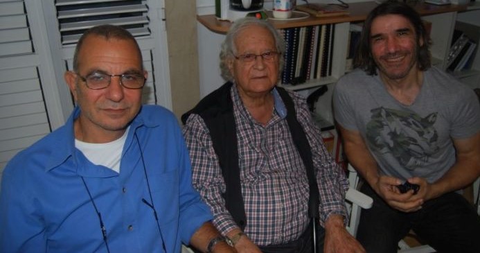 Στον πλανήτη που μιλά τη γλώσσα μας | Philenews