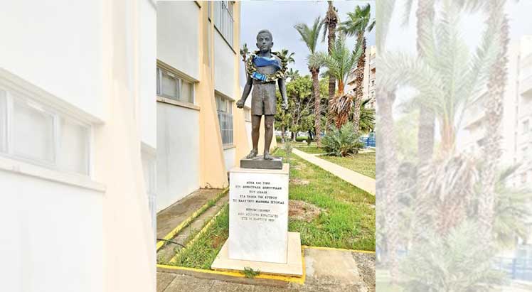 Επίσημο διάταγμα εκταφής των λειψάνων του Δημητράκη | Philenews