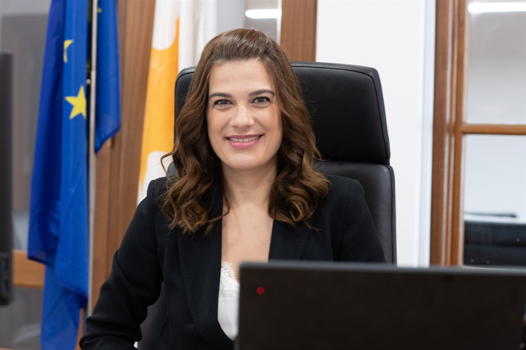 Νατάσα Πηλείδου: Σχέδια-ασπίδα από την ακρίβεια στα καύσιμα | Philenews