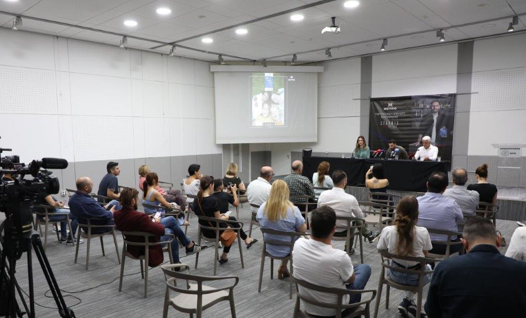 Παρουσιάστηκε το πρώτο βιβλίο μαγειρικής του Chef Σταύρου Γεωργίου ...