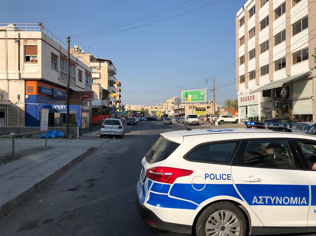 Σε συναγερμό η Πυροσβεστική μετά από φωτιά σε διαμέρισμα (εικόνες ...