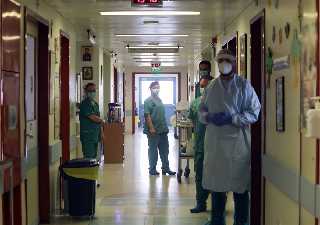 66 οι ασθενείς με κορωνοϊό στο νοσοκομείο Αναφοράς | Philenews