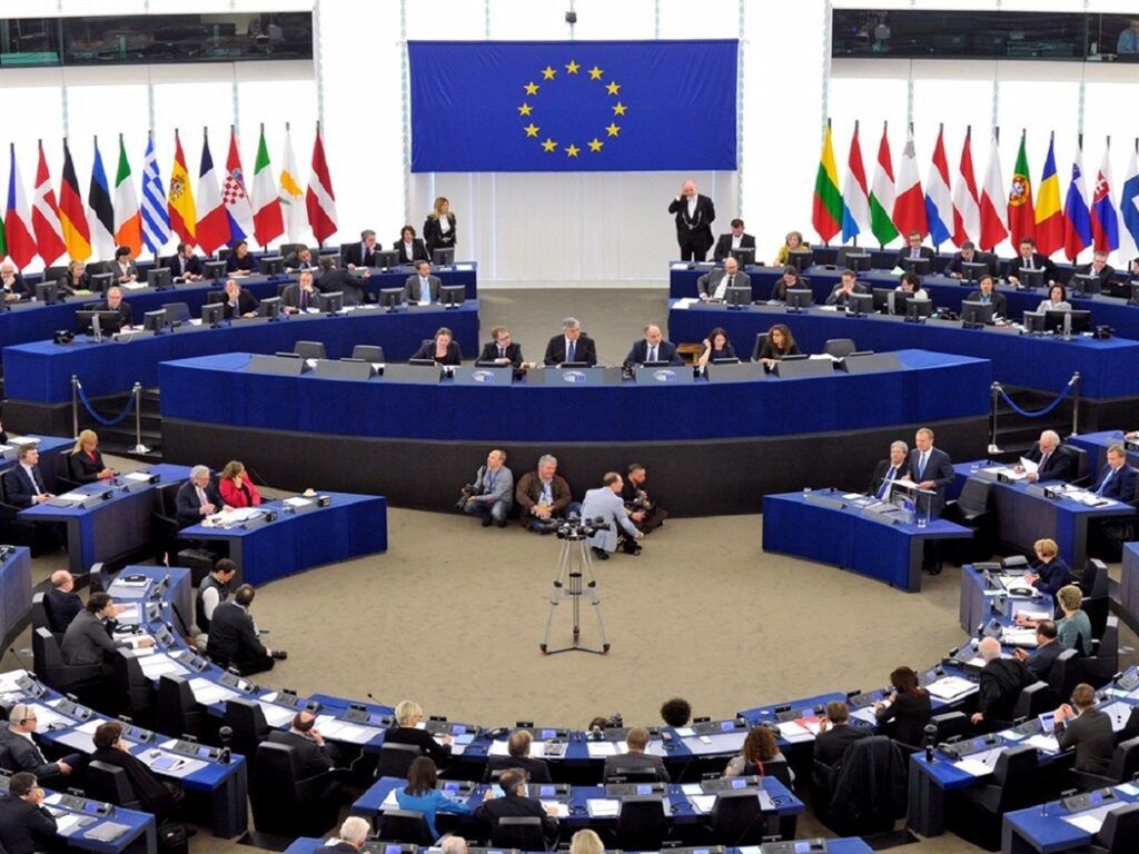 Εγκρίθηκε από το Ευρωκοινοβούλιο η εγκατάλειψη του βέτο στην ΕΕ - Πώς ...