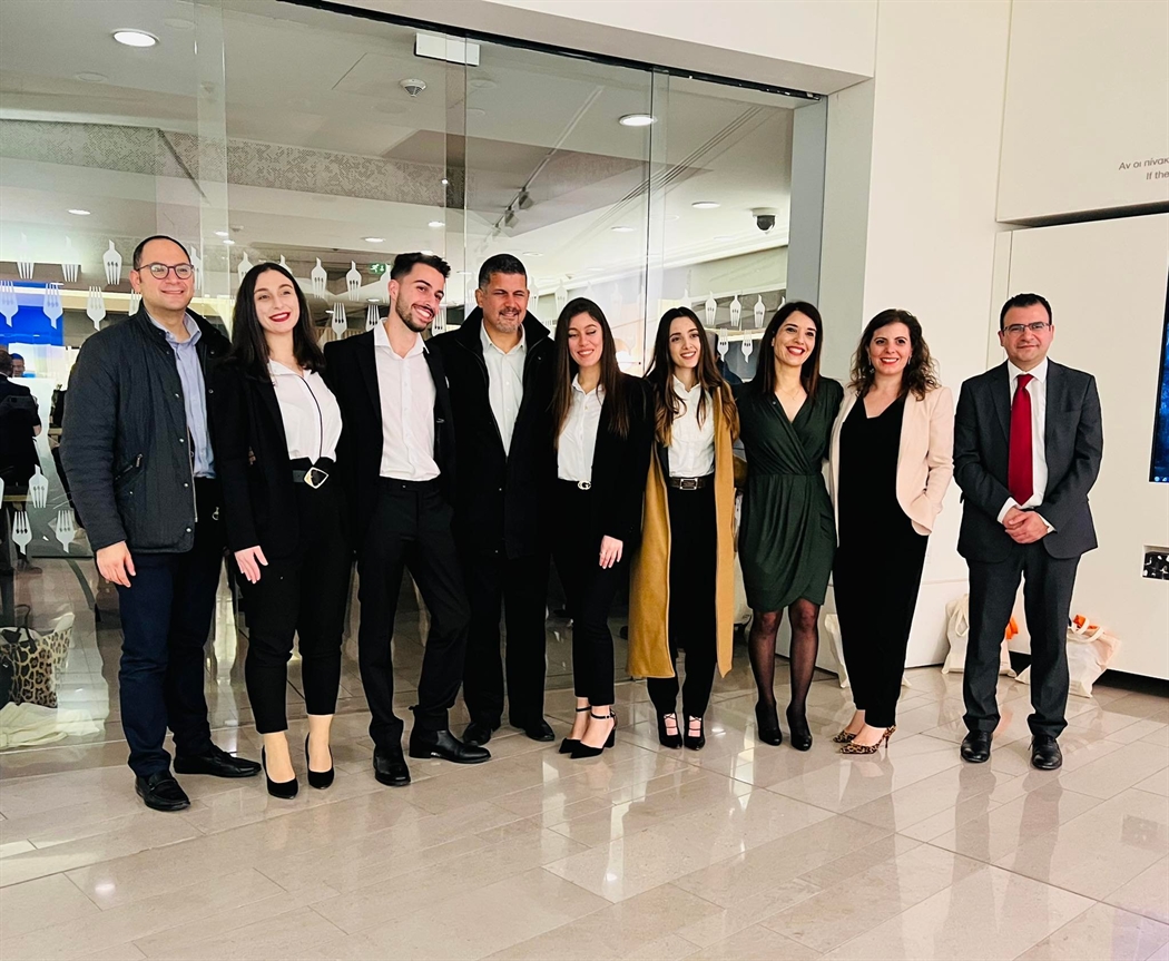 Το Πανεπιστήμιο Κύπρου ο νικητής του CFA Research Challenge ...