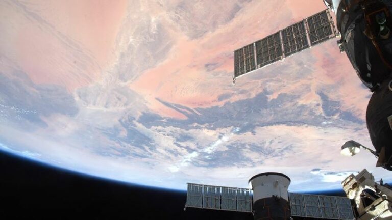 Με ελληνική υπογραφή ο νέος δορυφόρος της ευρωπαϊκής NASA | Philenews