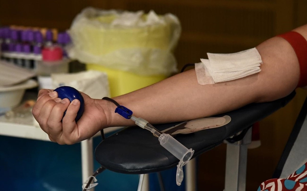 Τι πρέπει να ξέρετε για αιμοδοσία και εμβολιασμούς | Philenews