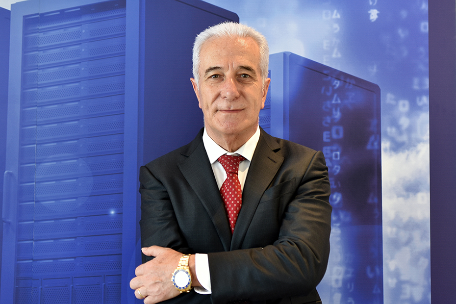 Data Center από την Cloudlayer8 | Philenews