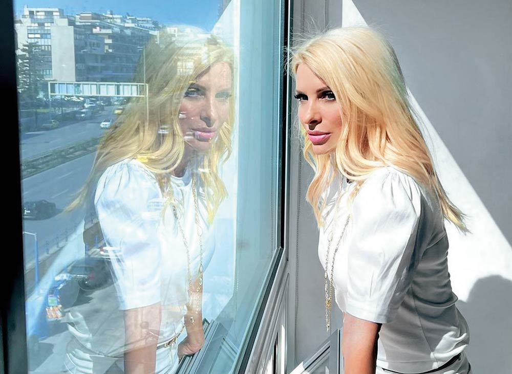 Το Mega έβγαλε το πρώτο teaser για τη Μενεγάκη | Philenews