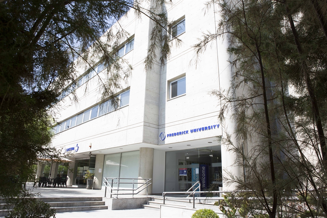 Απόφαση της Συγκλήτου Παν. Frederick: Με φυσική παρουσία και προσκόμιση Safe Pass η διδασκαλία ...