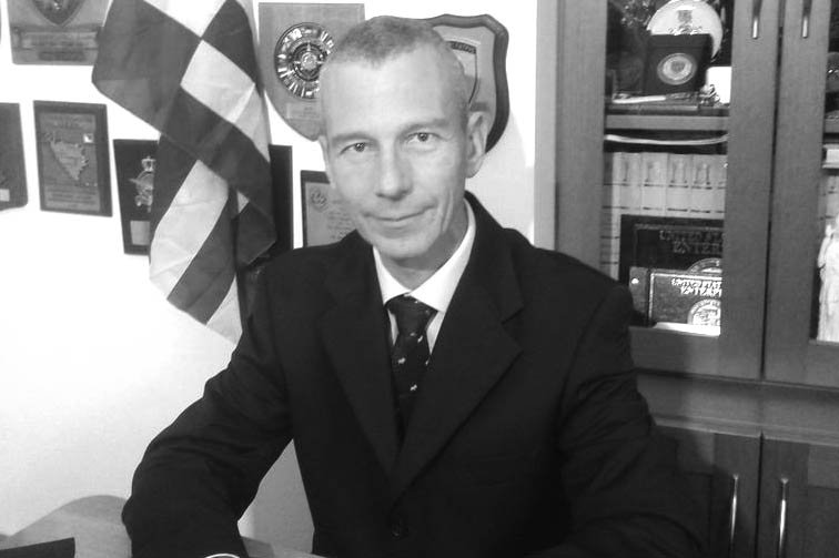 Η σωστή πλευρά της Ιστορίας | Philenews