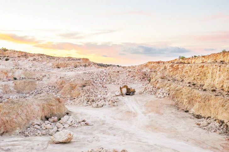 Αντιδρούν για μονάδα ασφάλτου στο Μιτσερό | Philenews