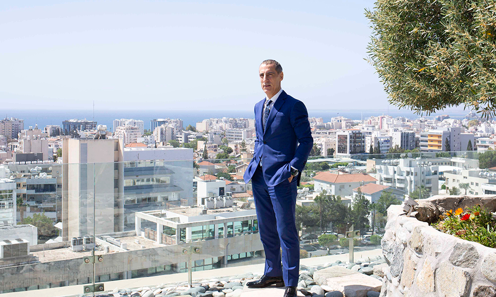 Νεοκλέους: Τα "θέλω" από δικηγόρους και η κηλίδα Μιλόσεβιτς ...