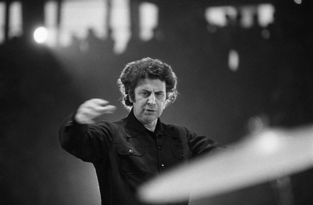 Ο κλασικός Μίκης Θεοδωράκης: Συναυλία- αφιέρωμα | Philenews