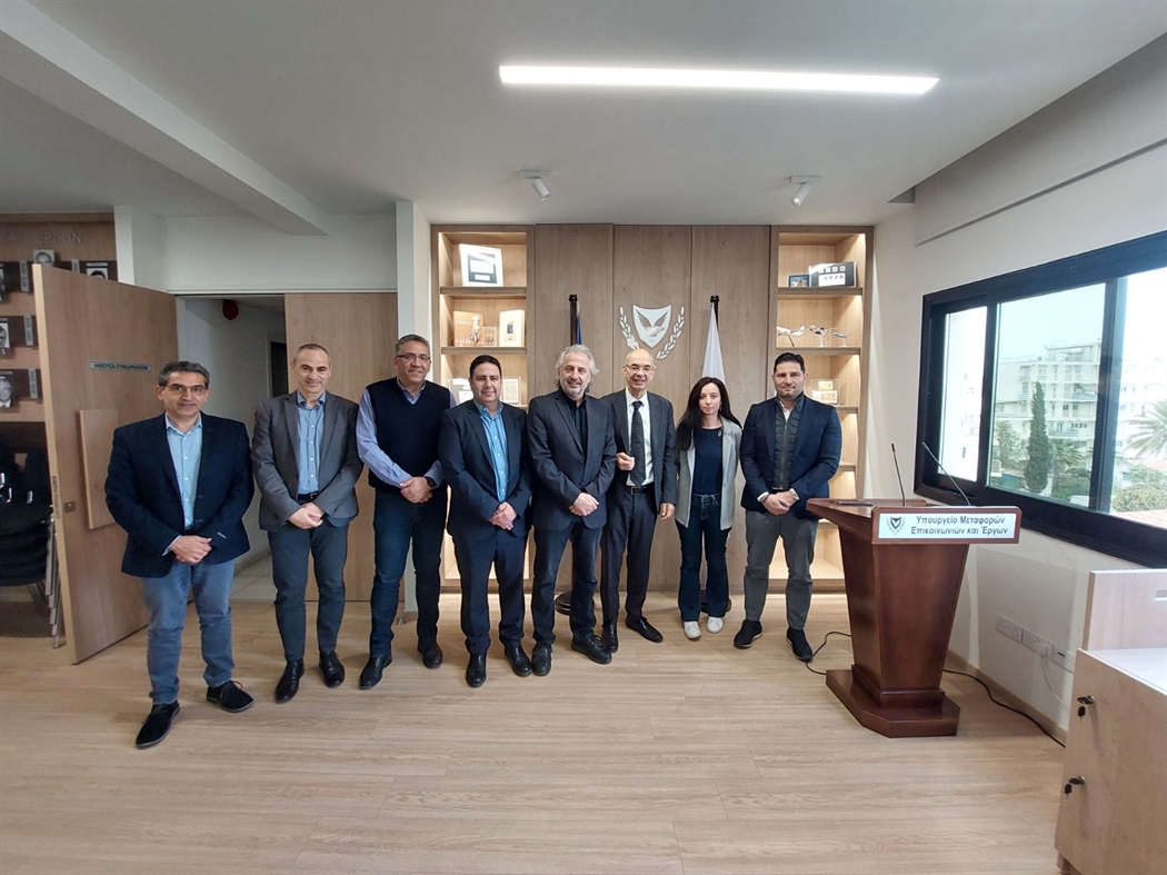 Υλοποίηση έργων Δημοσίου και αρχιτεκτονική ποιότητα συζήτησαν Υπ. Έργων ...