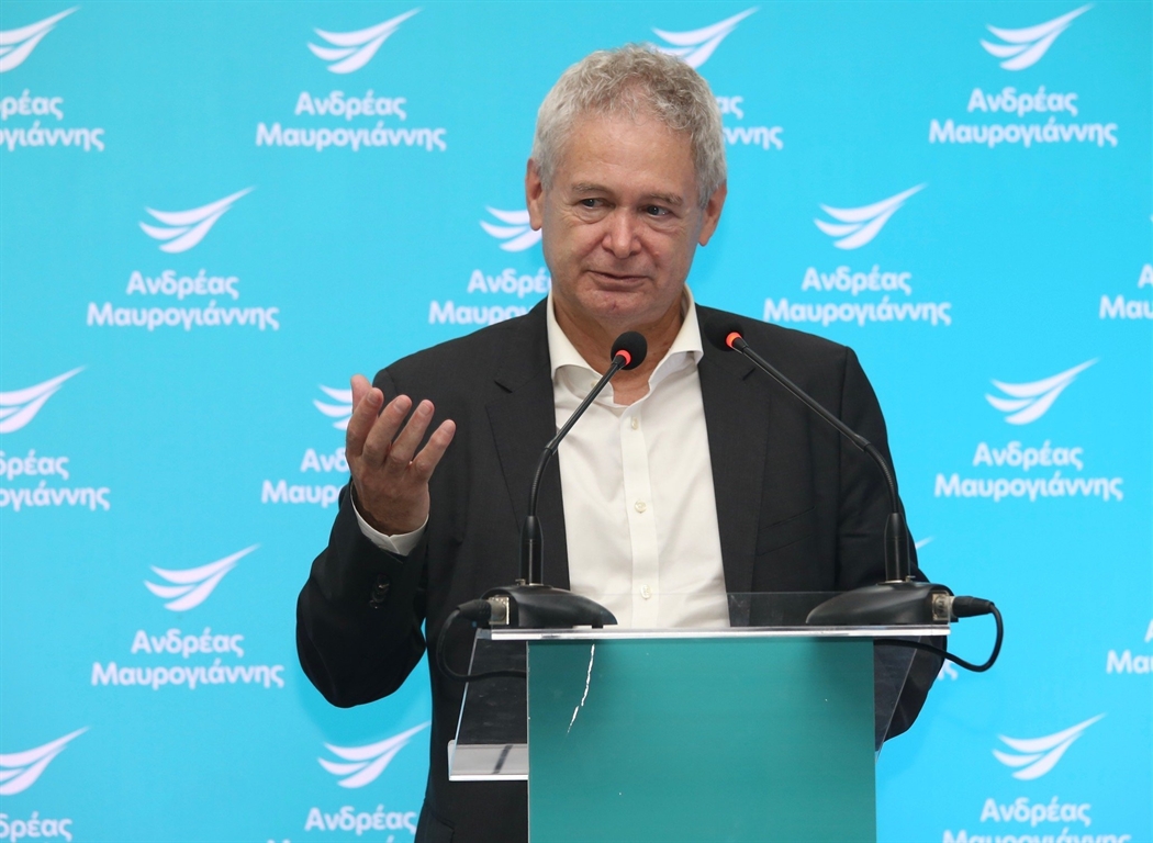 Επιτελείο Μαυρογιάννη: Η κυβέρνηση αντί να λογοδοτεί, ζητά και τα ρέστα ...