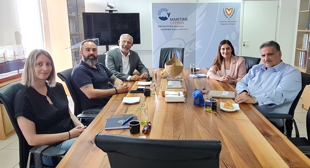 Στενή συνεργασία Υφ. Ναυτιλίας και ΣΑΛΑ με φόντο την θάλασσα της ...