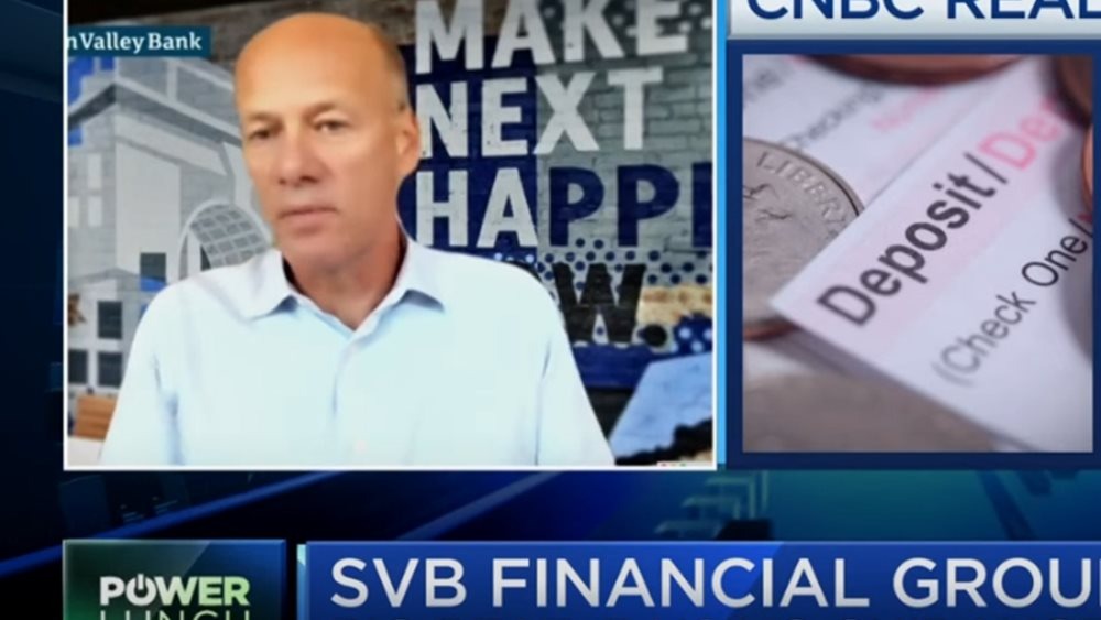 SVB: O CEO εξαργύρωσε μετοχές $2,2 εκ. πριν την κατάρρευση | Philenews