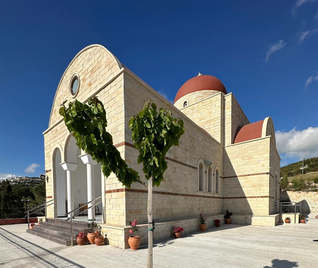 Δύο χρόνια από την έναρξη της ανέγερσης του ναού του Αγίου Εφραίμ στην ...