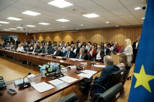 Εκδήλωση για την Ημέρα της Ευρώπης στην Βουλή | Philenews