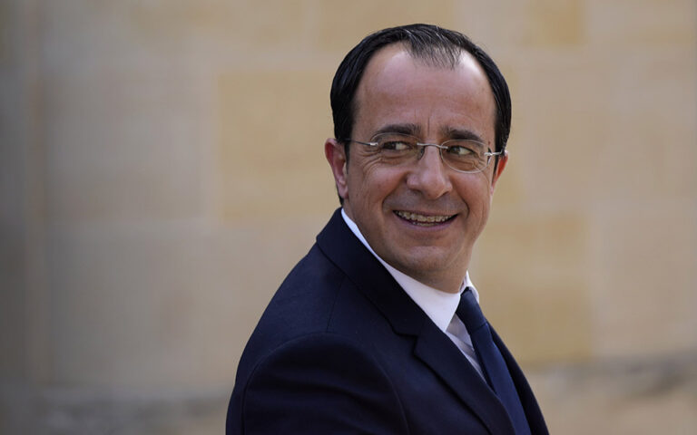 Ο Πρόεδρος Χριστοδουλίδης μεταβαίνει στην Ελλάδα | Philenews