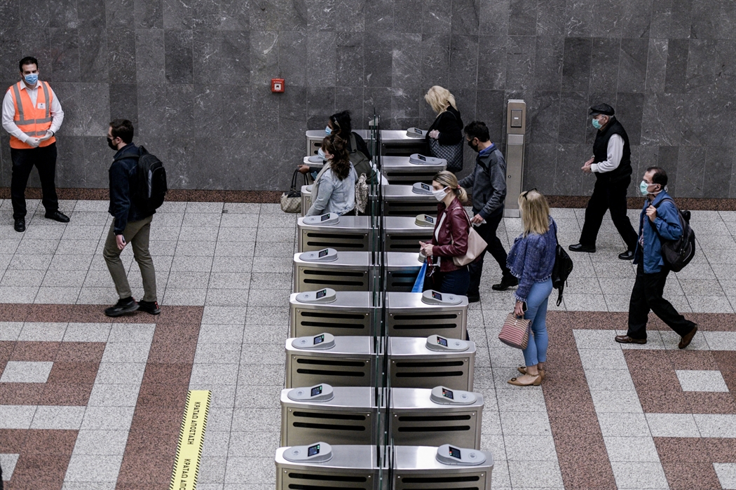 Greenpeace: Κρεμάει στα μανταλάκια την Ελλάδα για τα Μέσα Μαζικής ...