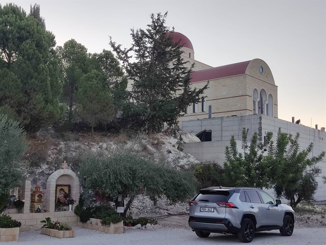 Τελούνται σήμερα τα Θυρανοίξια του Αγίου Εφραίμ στην Τάλα | Philenews
