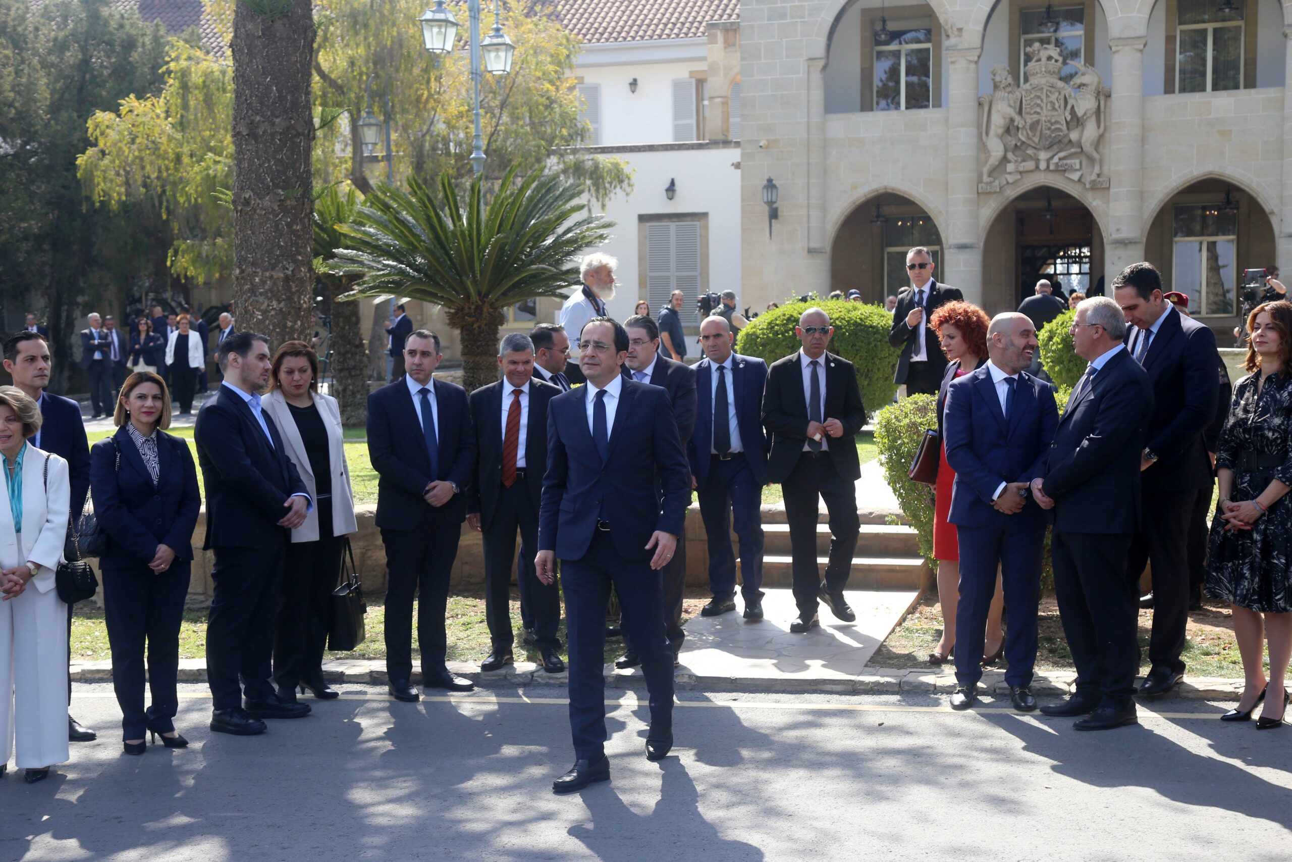 Πρώτες 100 μέρες …ακυβερνησίας | Philenews