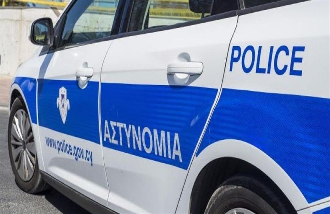 Νέες συλλήψεις για την υπόθεση αδειών παραμονής με πλαστά έγγραφα ...