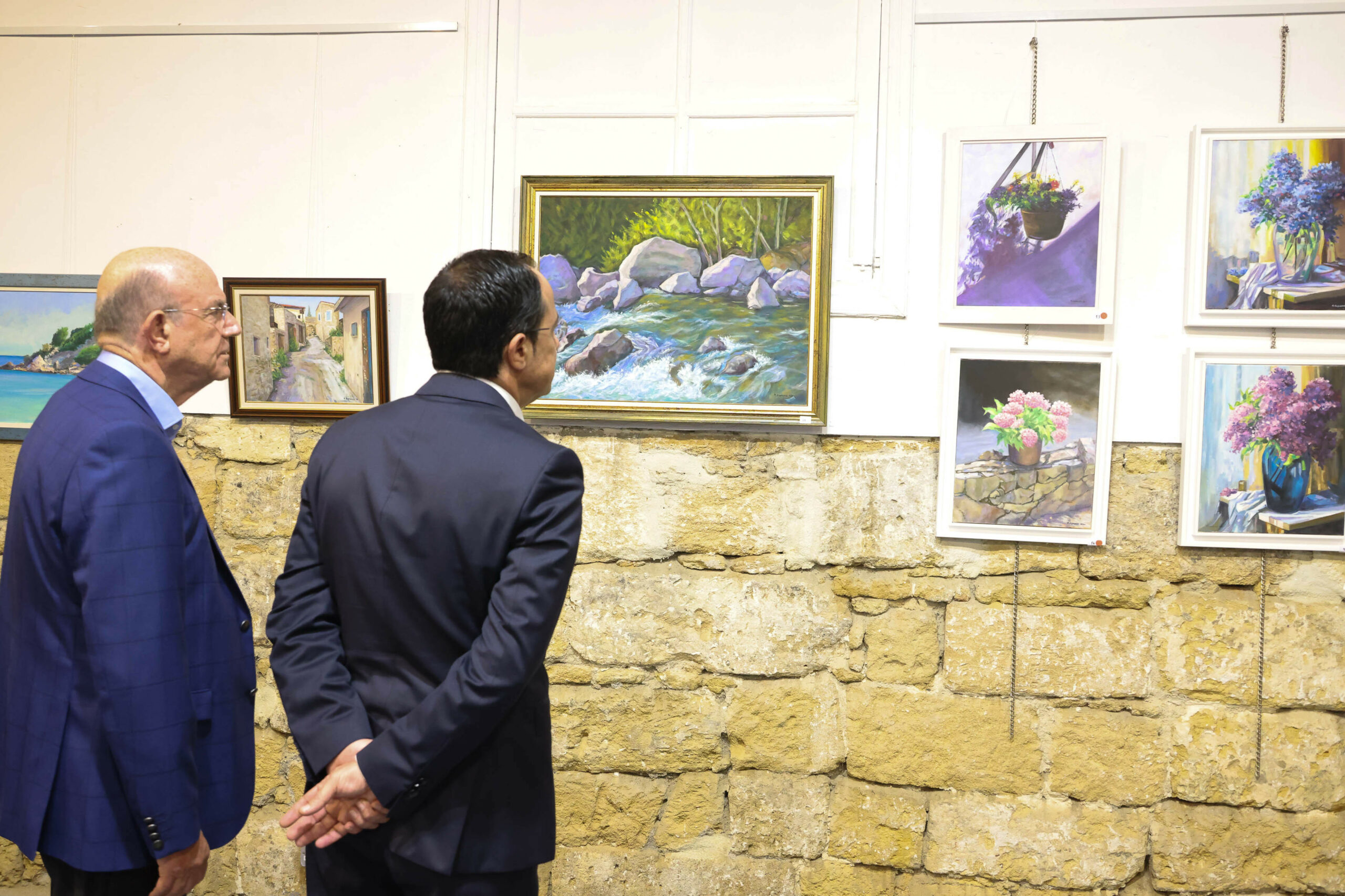 Χριστοδουλίδης: Χρώμα, φως και ελευθερία στους πίνακες του Μάκη ...