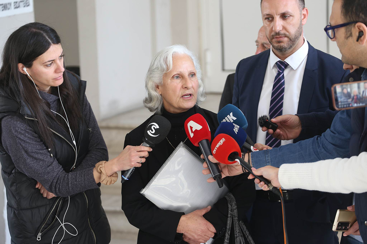 Μητέρα Θανάση: «Ο γιος μου αντιλήφθηκε διακίνηση ναρκωτικών μέσα στο ...