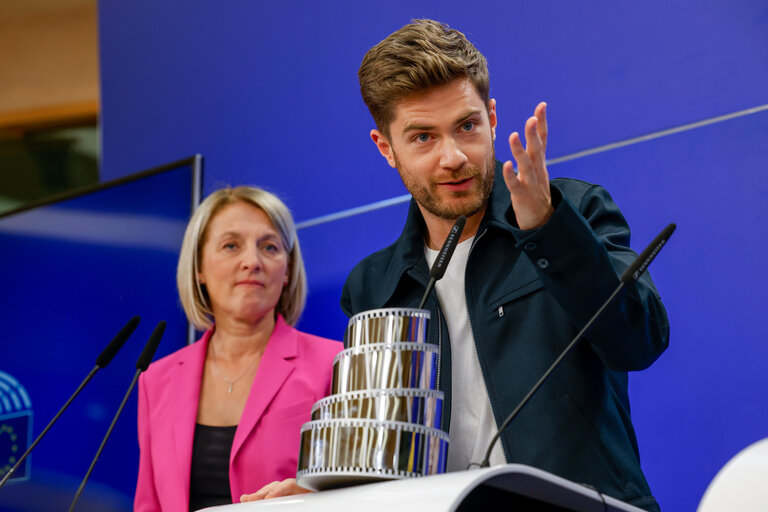Στο «Close» του Λούκας Ντοντ το Βραβείο Κοινού LUX 2023 | Philenews