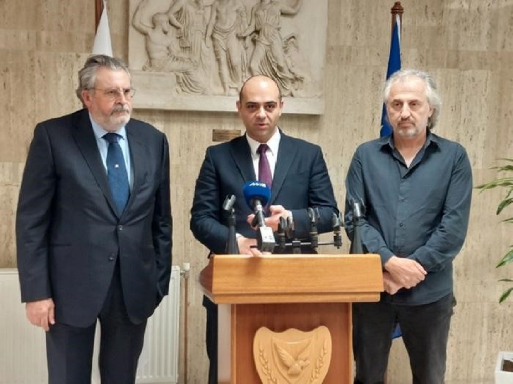 Αυξάνεται το επίδομα άσκησης δικηγόρων και μηχανικών | Philenews