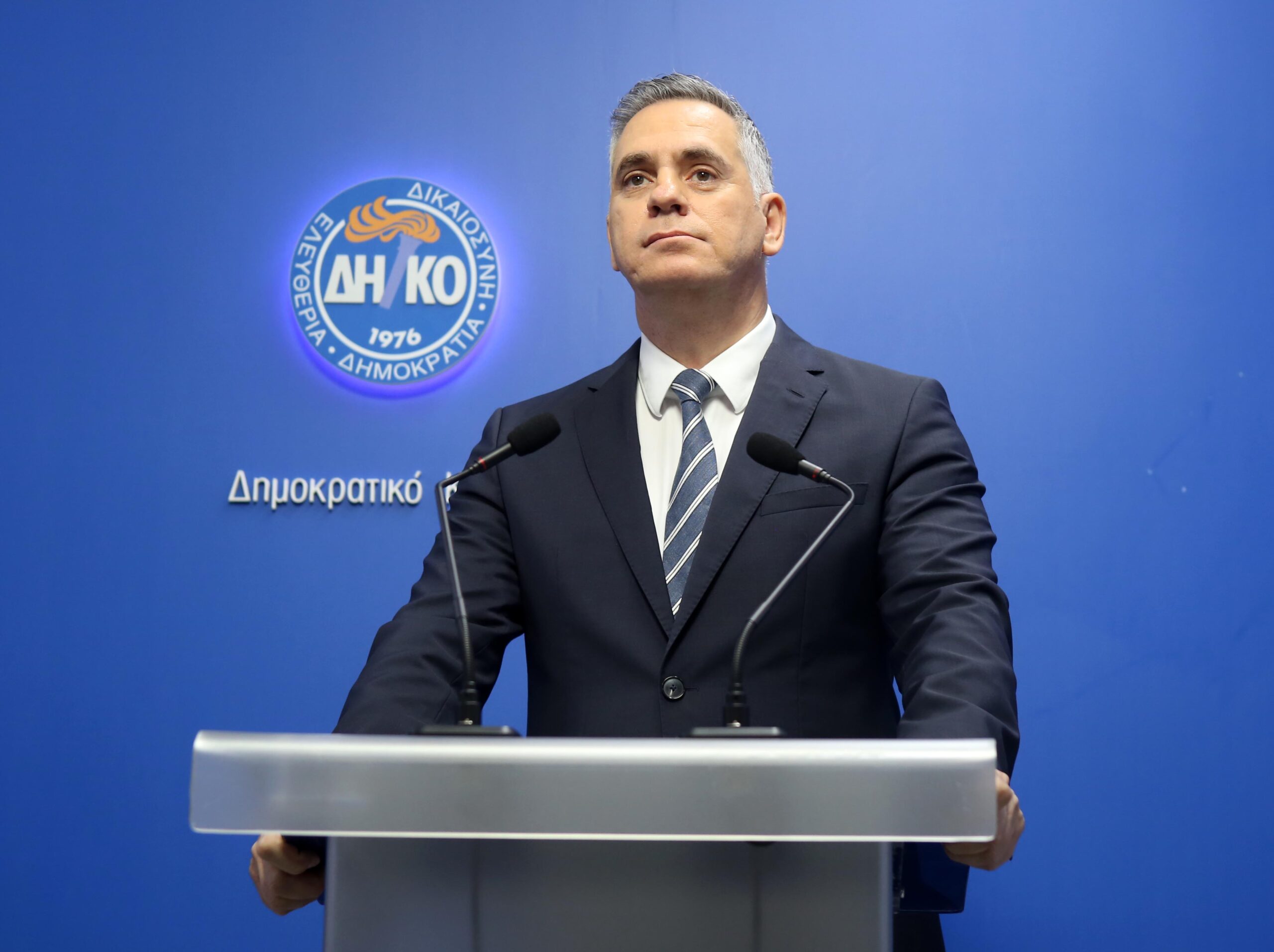 ΔΗΚΟ: Το Κυπριακό, οι προβληματισμοί, ο Νικόλας κι ο Ορφανίδης