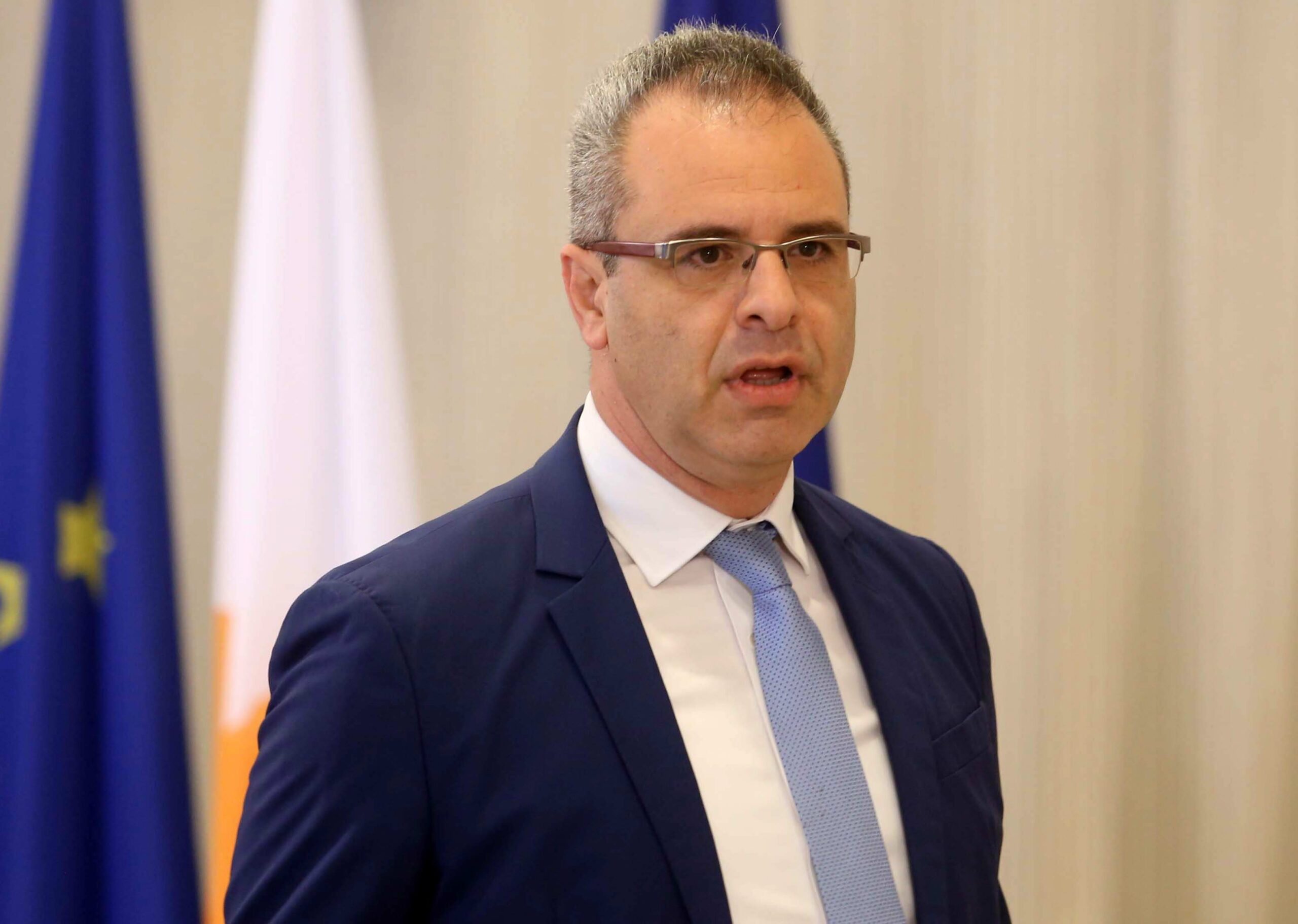 Στη Νέα Υόρκη και ο Μενελάου για επαφές με ΟΗΕ | Philenews