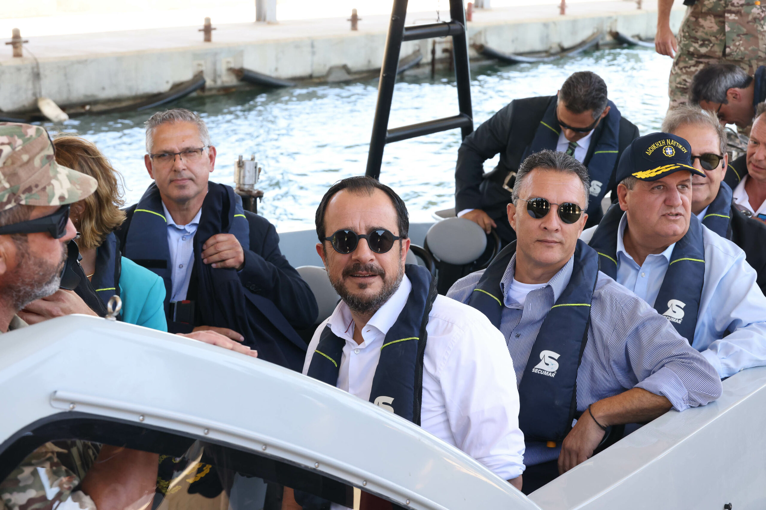 Πριν λίγες μέρες, ο πρόεδρος ντρεπόταν | Philenews
