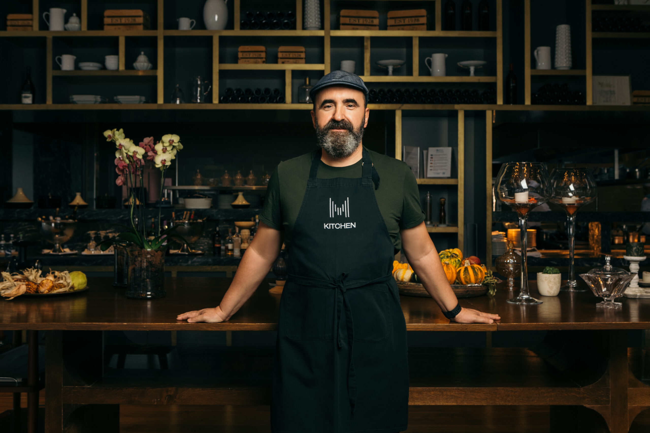 Σωτήρης Ευαγγέλου: Ποιος είναι ο πολυβραβευμένος σεφ που θα μαγειρέψει ...