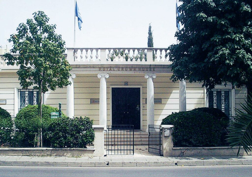 Royal Crown Insurance: Λύσεις σε όλα τα απρόβλεπτα που συμβαίνουν ...