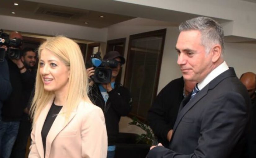 Ανακάτεμα τράπουλας σε Λεμεσό και Λάρνακα για υποψήφιους | Philenews
