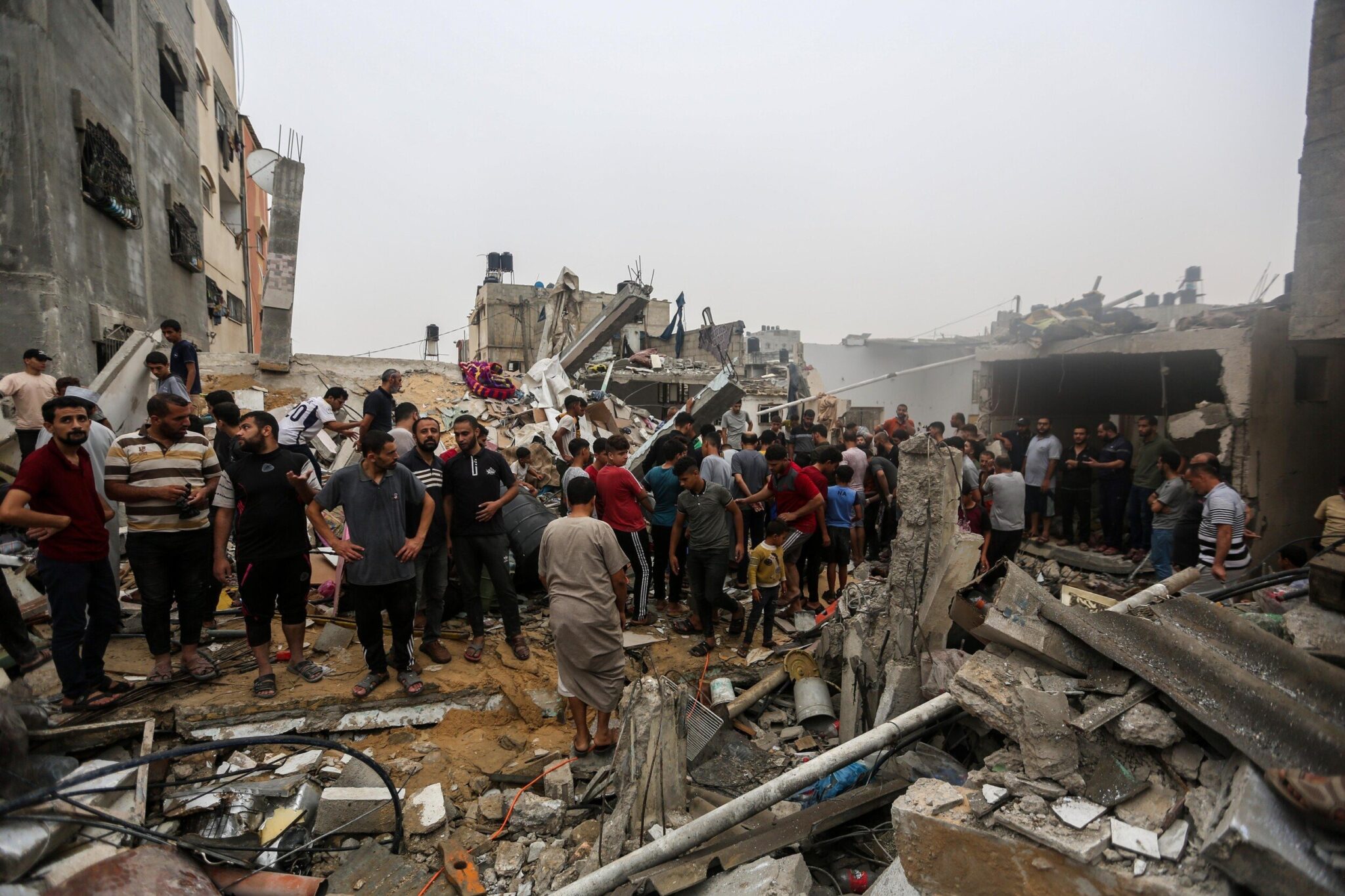 Ισραηλινός στρατός: Ανακοίνωσε ότι ολοκλήρωσε την περικύκλωση της πόλης ...