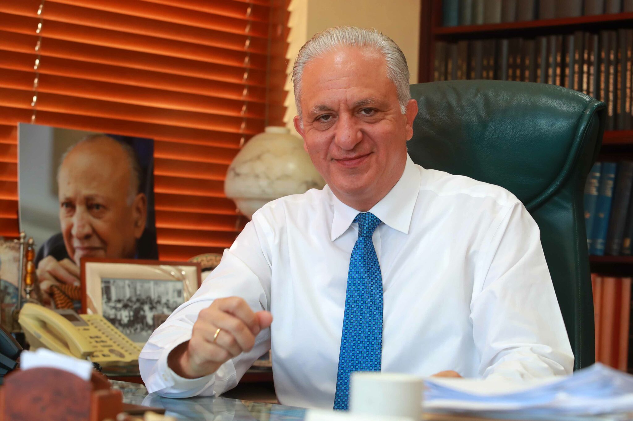 Κερδίζουν έδαφος με Τορναρίτη - Γέφυρα συνεργασίας ΔΗΣΥ, ΔΗΚΟ, ΔΗΠΑ στη ...