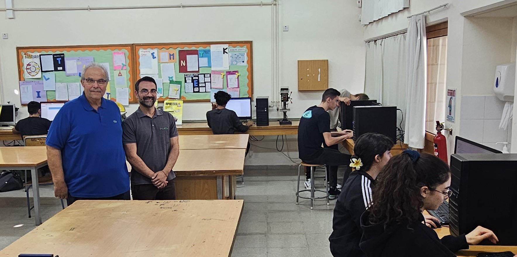 Ηλεκτρονικοί Υπολογιστές αξίας 25 χιλ. ευρώ από την PLATH LTD στο ...