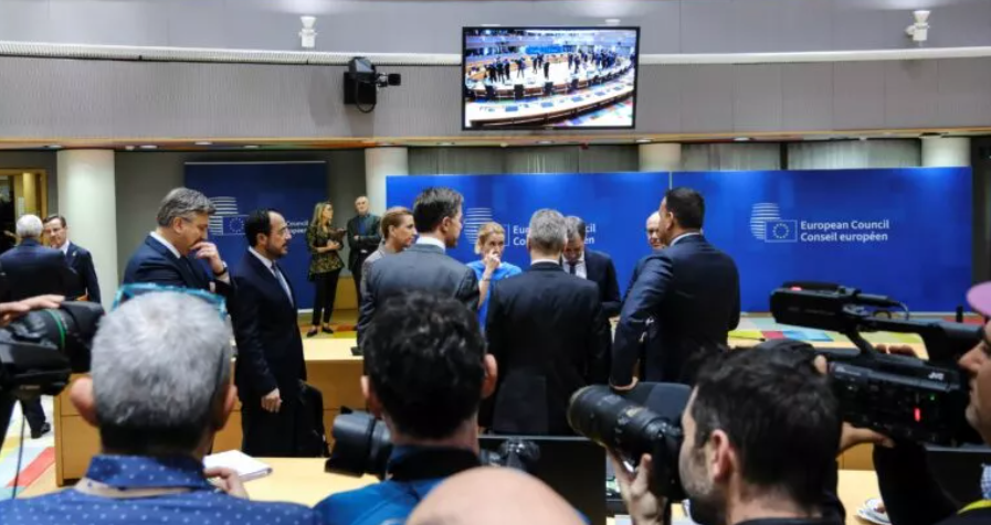 Γερμανικό παρασκήνιο στην ΕΕ ελέω Άγκυρας | Philenews
