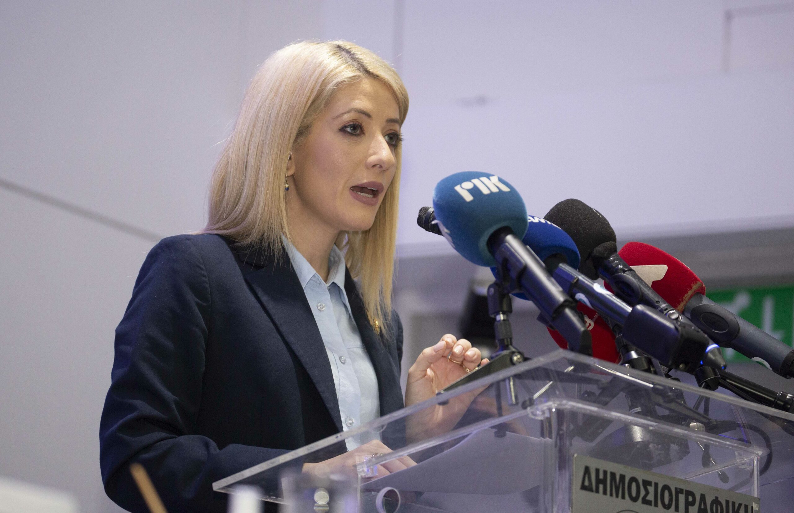 Η Αννίτα, ο εφιάλτης «πρωτιά», το φιάσκο Κάρουλλα και οι πληγές | Philenews