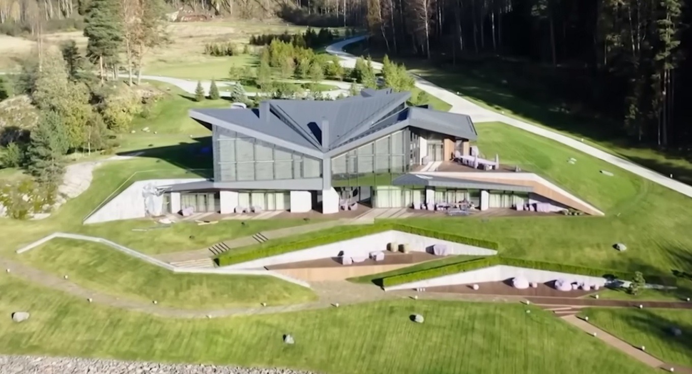 Αυτός είναι ο κρυφός παράδεισος του Πούτιν στα σύνορα τις Ρωσίας… με το ...