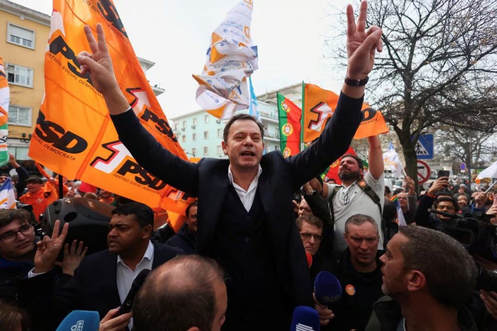 Στις κάλπες σήμερα οι Πορτογάλοι – Άνοδο της ακροδεξιάς δείχνουν τα ...