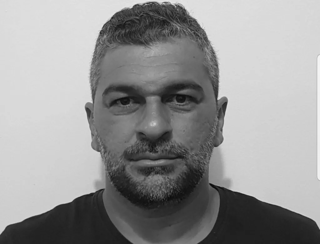 «Απαγορεύεται να αρρωστούν και να απουσιάζουν οι εκπαιδευτικοί μας ...