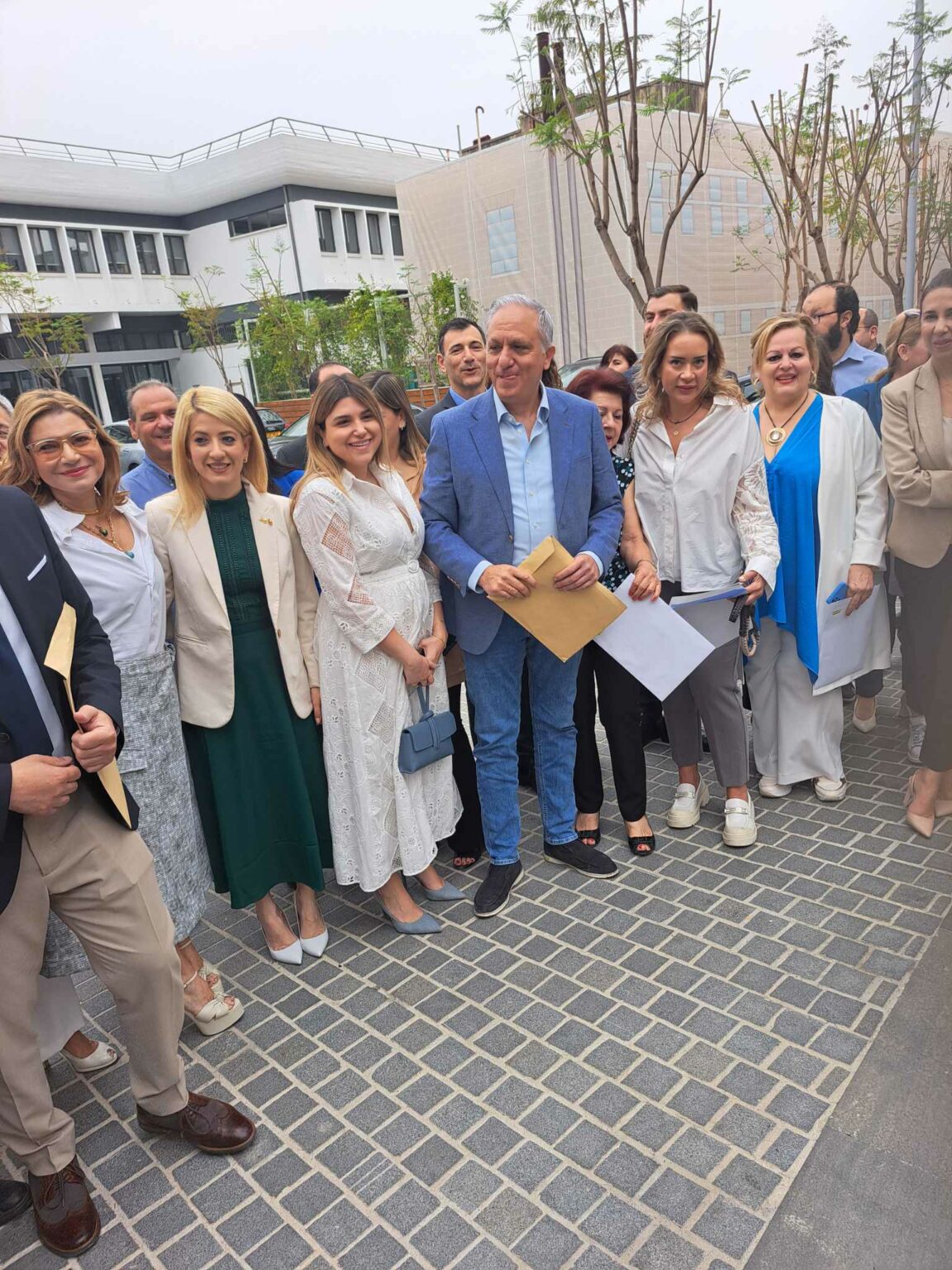 Οικογενειακή υπόθεση η υποβολή υποψηφιοτήτων για Τορναρίτη και Προύντζο ...