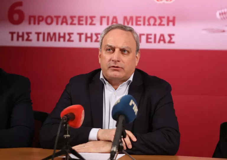 Πρόταση νόμου ΑΚΕΛ για φορολόγηση απροσδόκητων κερδών τραπεζών | Philenews