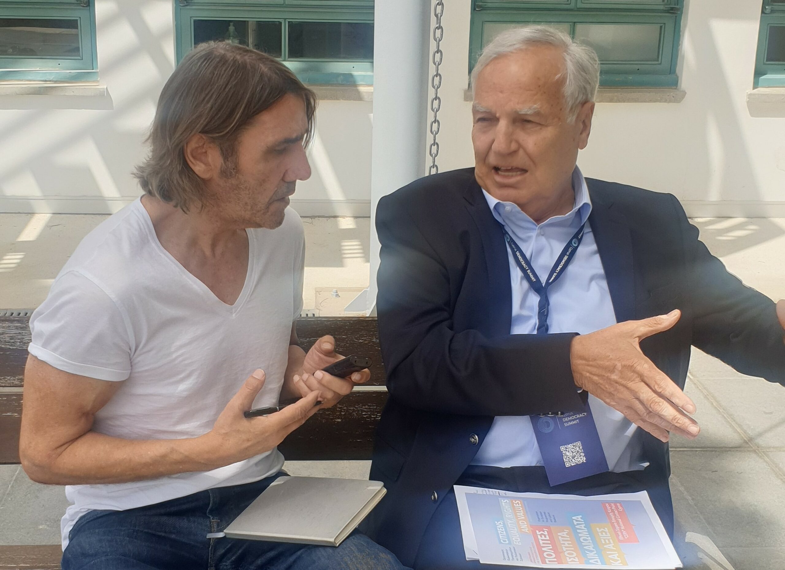 Συζητώντας για την Ελένη Βέρικουτ | Philenews